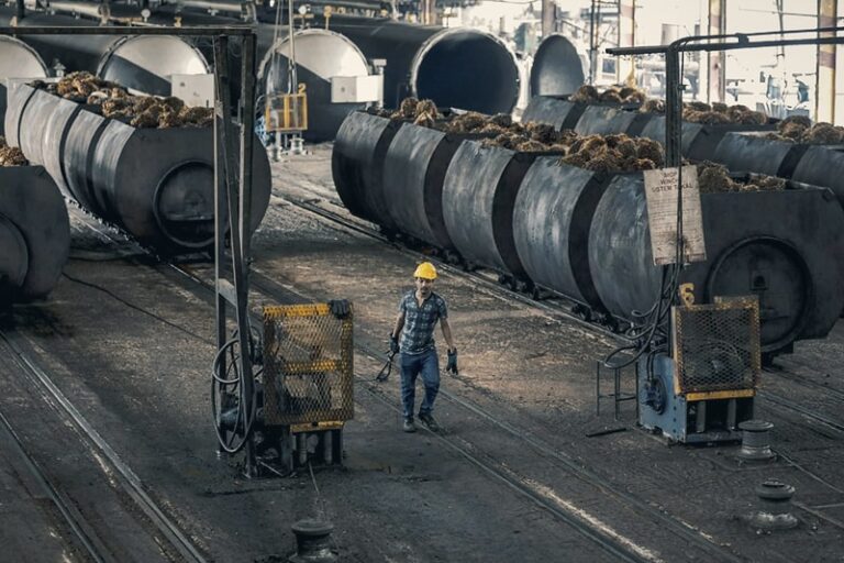 Proses Pengolahan Minyak Kelapa Sawit - Aneka Metal Industri